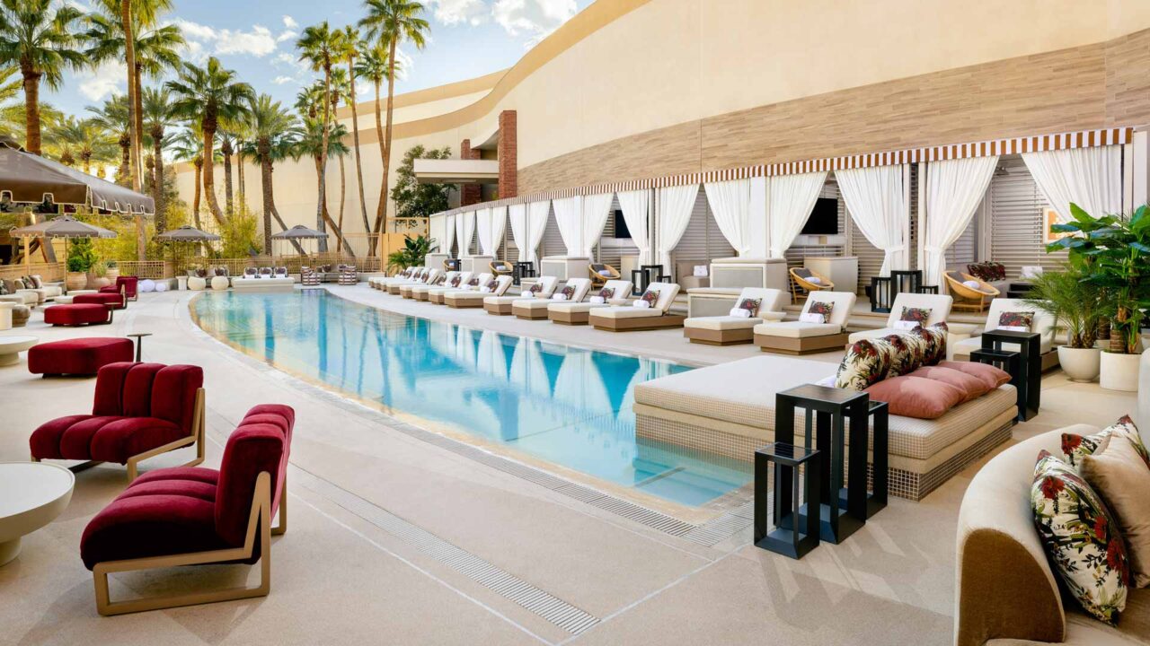 Las Vegas Hotel Pools | Best Swimming Pools | Red Rock Resort
